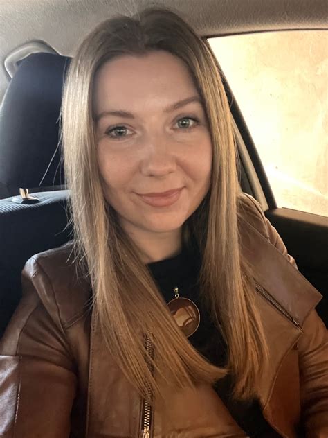 Maria Voevodina – Medium