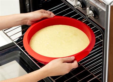 Белый кот: Форма для торта