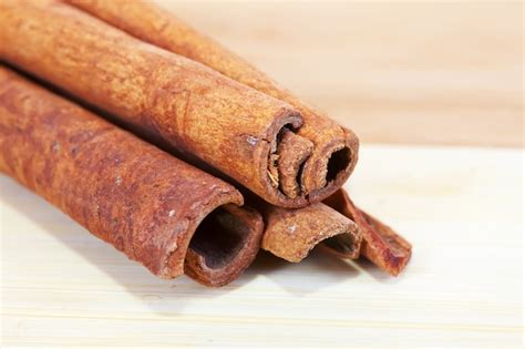 Free Photo | Cinnamon bark
