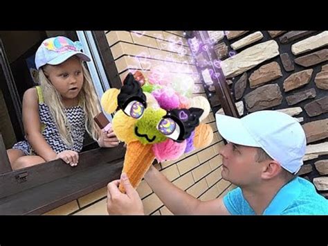 Мими Лиса - Алиса играет в магазин игрушечного МОРОЖЕНОГО ! Алиса стала ...