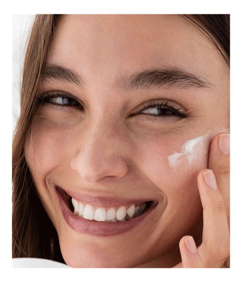 Скраб срещу черни точки Derma Skin Clear | NIVEA