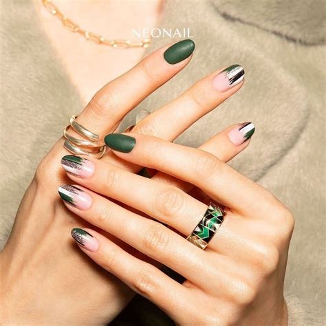 ГЕЛЬ-ЛАКИ NEONAIL (@neonail_russia) • Instagram photo in 2022 | Nails ...