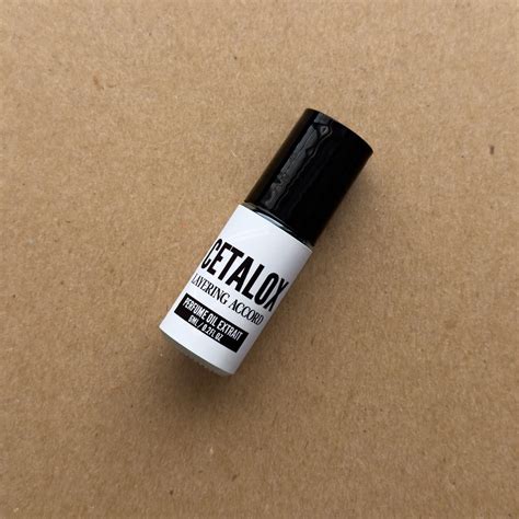 Layering Accord No 02 : Cetalox – SIXTEEN92