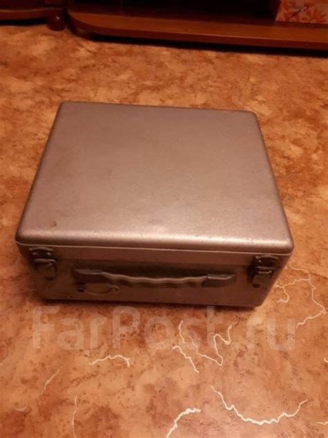 Ящик под инструменты, б/у, в наличии. Цена: 1 200₽ во Владивостоке