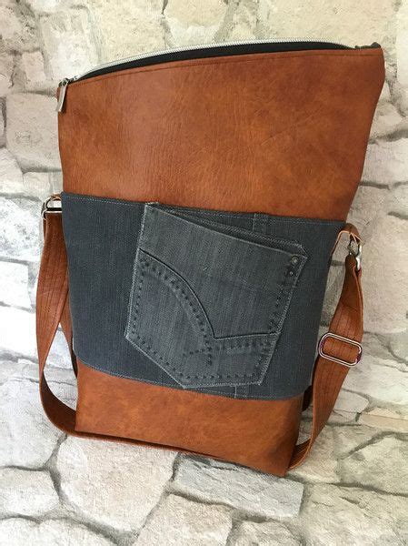 Umhängetaschen - Etsy.de | Recycled denim tote, Leather handbags ...
