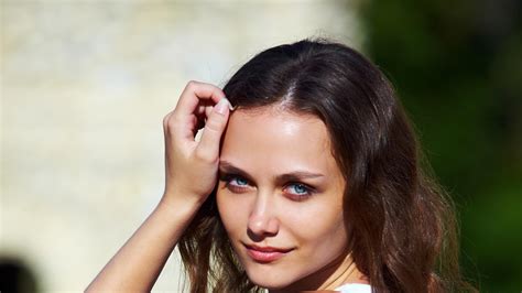 🥇 Sunlight zlatka a photo shoot stills pompau wallpaper | (20354)
