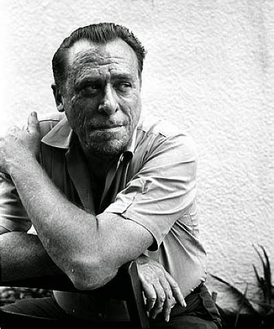 Un paso a la literatura : Biografía Charles Bukowski