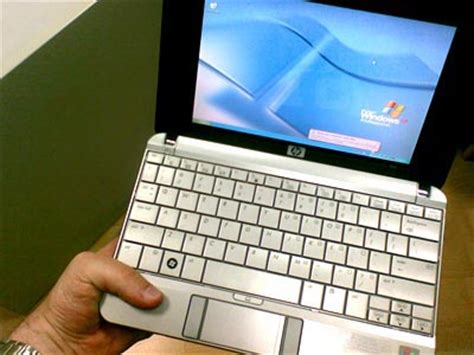 First Impression: HP 2133 mini-notebook – 2:48AM – Entertaining Kuwait ...
