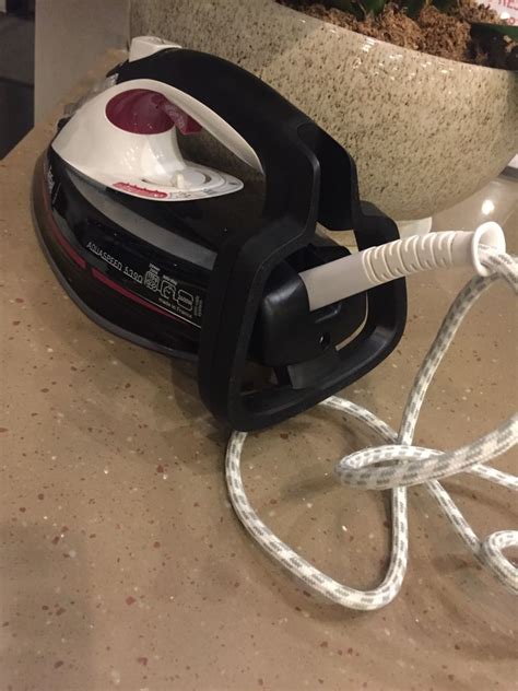 Tefal aquaspeed 5390 iron, TV & Home Appliances, Irons & Steamers on ...