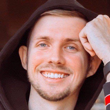 НЕЙРОЦИФРОЛОГ®️ Астролог Вадим Безделев (@vadimbezdelev) • Threads, Say ...