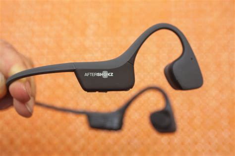 AfterShokz Trekz Air review: The best bone-conduction headphone yet - CNET