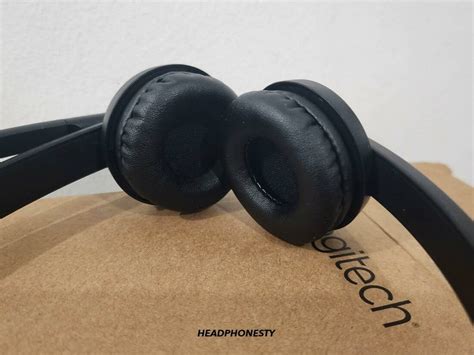 Logitech H570e Review – Low Cost, Clear Calls | Headphonesty