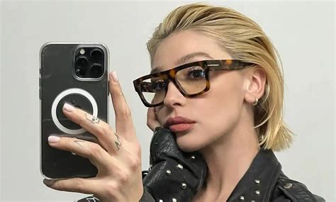 Энергетик с плесенью и землей. Анастасия Ивлеева стала фигуранткой ...
