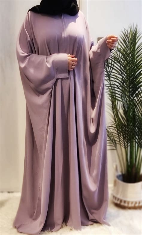 Butterfly Abaya with Front Zip - Diff Colours - White | Abaya, Bridal ...