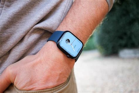 Лучшие спортивные Смарт-часы для мужчин: Apple Watch 7 и другие модели