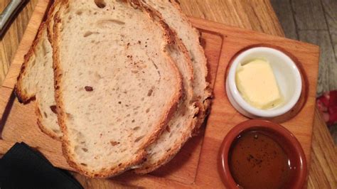 Inaro | Bars and pubs in République, Paris