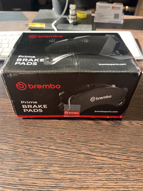 Тормозные колодки Brembo — Volvo S60 (2G), 2,5 л, 2012 года | запчасти ...