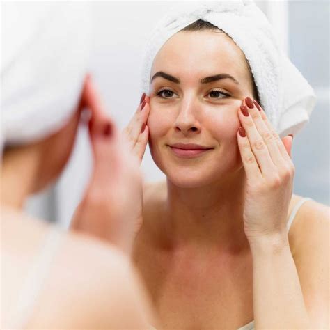AHA-Peeling: Was kann das chemische Peeling wirklich? | Chemisches ...