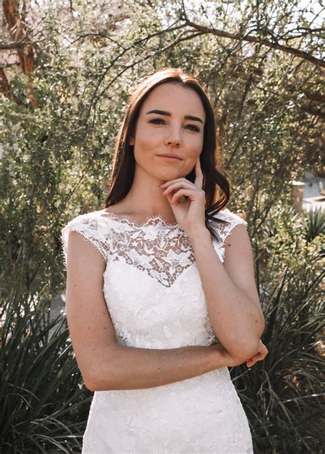 Sharliz | Atari's House of Bridals