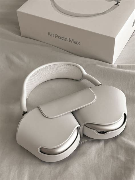 The Ultimate Tech Accessory: Apple AirPods and Fashion Fusion | Apple ...