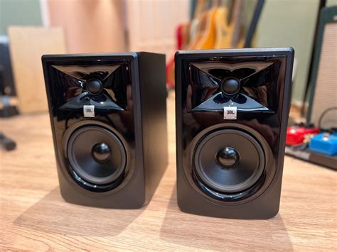 JBL 305P MKII (Pair), Audio, Soundbars, Speakers & Amplifiers on Carousell