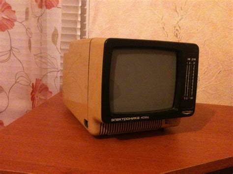 Телевизор в машину made in USSR — Lada 21061, 1,5 л, 1994 года ...