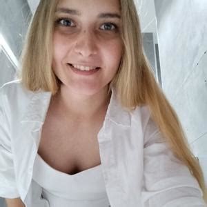 Анастасия, 25 лет, по знаку зодиака Рыбы хочет познакомиться с парнем в ...
