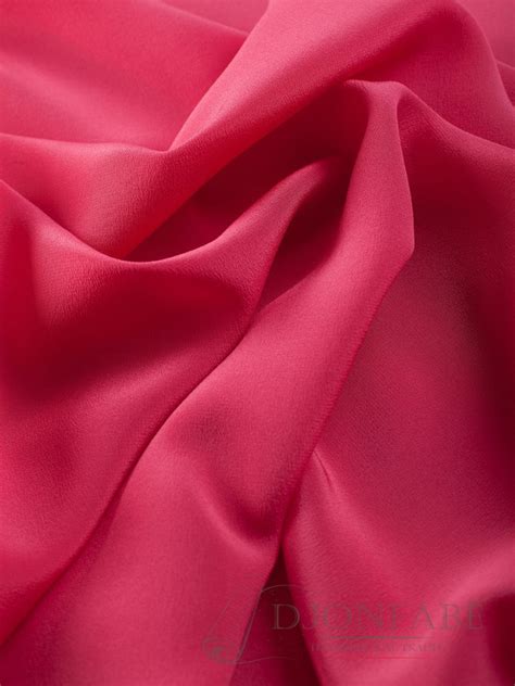 Шелковый крепдешин Gucci (fucsia) - купить в Москве. Премиальное качество.
