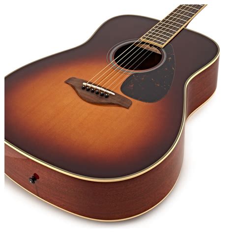 Yamaha FG820 II Acoustic, Brown Sunburst at Gear4music