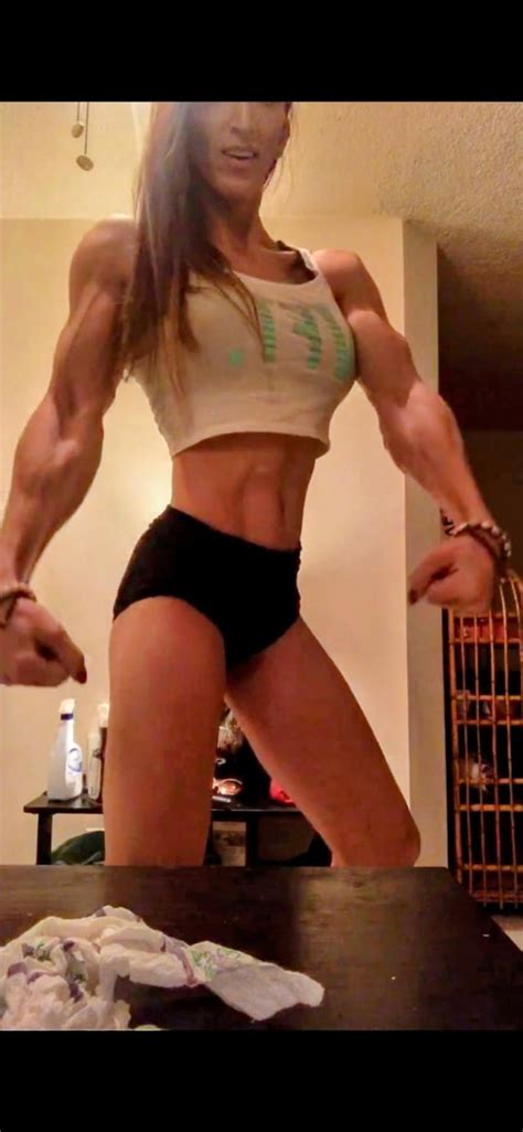 OMG I LOVE MUSCULAR GIRLS : r/muscularTS