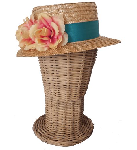 Buscando el canotier perfecto para tu look de boda