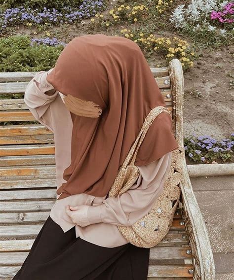 Девушки В Хиджабе🧕🏻 (@hijab.98) • Фото и видео в Instagram | Gaya hijab ...