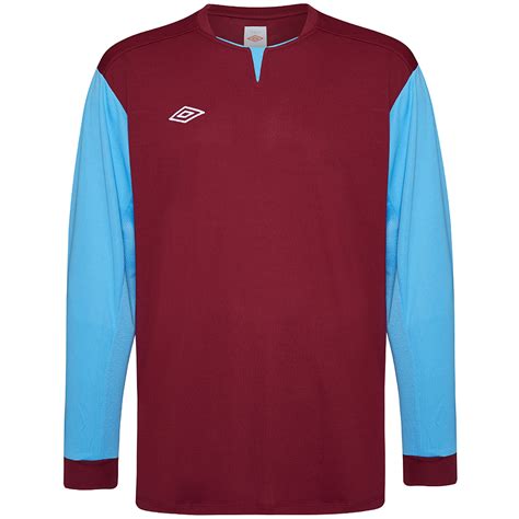Umbro Teamwear günstig | SportSpar