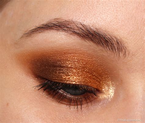 Прекрасная нюдовая палетка теней Too Faced Born This Way The Natural ...