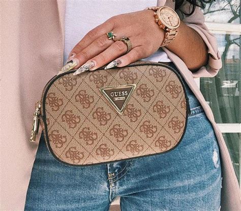 Pin by THE BLUE EYED GAL - Outfit and on Bags wishlist | Guess bags ...