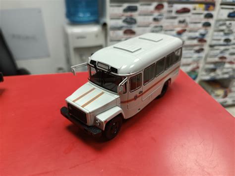 КАВЗ-3976 МЧС 1:43 Автоистория