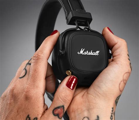 Marshall представила наушники Major IV: беспроводная зарядка и до 80 ...