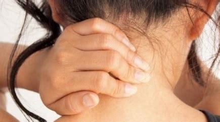 Что делать если продуло шею: лечение в домашних условиях