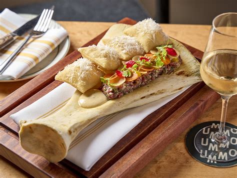 Ummo - Review - River North - Chicago - The Infatuation
