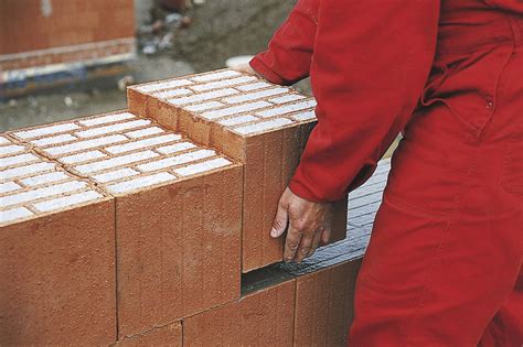 Керамические блоки: монтаж и стоимость кладки за куб