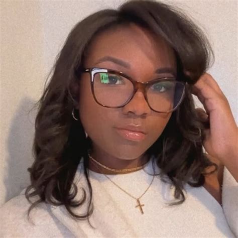 Miranda McLaughlin (@mirandadm) • Threads, Say more