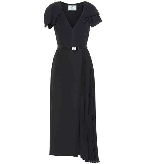 Платье миди из твила с поясом - Prada | Mytheresa | Midi dress, Classic ...