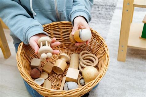 Pekip, Pikler, RIE und Montessori: Die Entwicklung deines Babys fördern ...