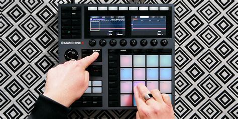 First Look at MASCHINE+, Native Instruments' First Ever Standalone ...