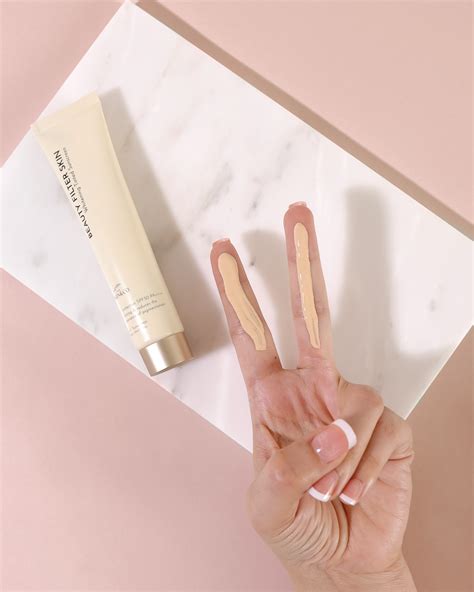 Whitening Tinted Sunscreen SPF50 PA++++ with free sponge – The Skin Co