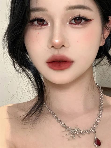 Asian Makeup Looks, Korean Makeup Look, Chinese Makeup, Red Eye Makeup ...