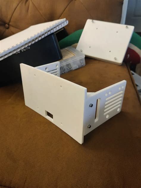 VESA 75 x 75 Mount for Double Din 2 Din by Spusuf - MakerWorld