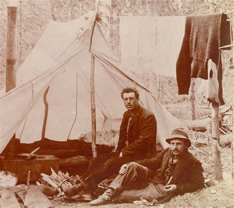 The Roamer: Photo
