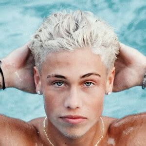 Matteo Sinet - Age, Family, Bio | Famous Birthdays
