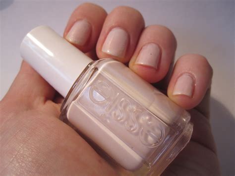 Made You Look: Essie Ballet Slippers